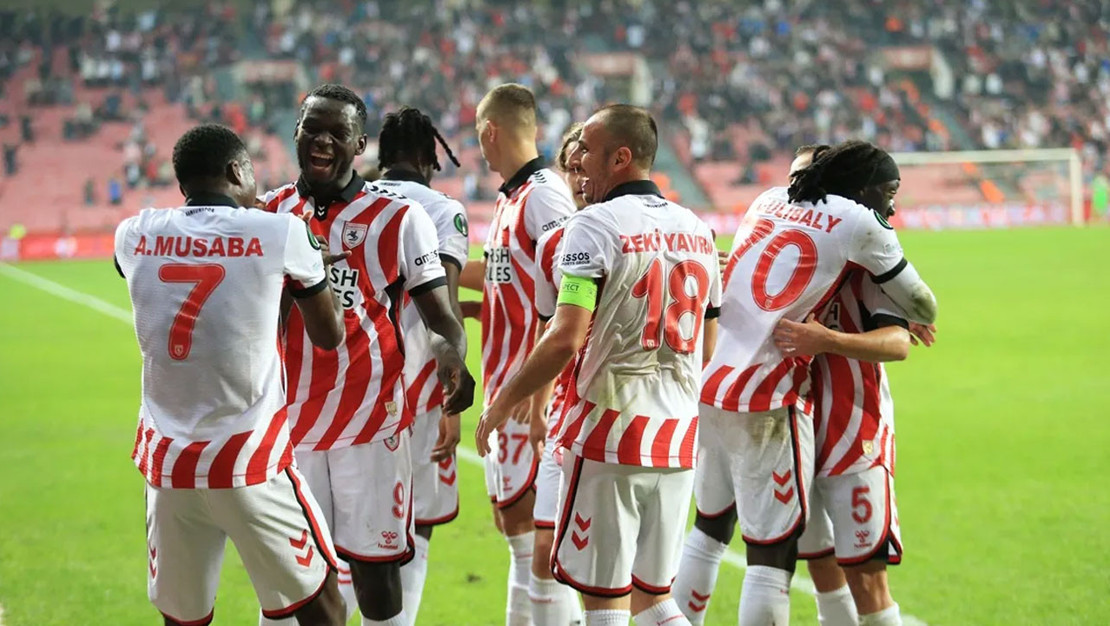 Samsunspor: Dinamo Kiev’i 3-0 Mağlup Etti | Haber Aktüel