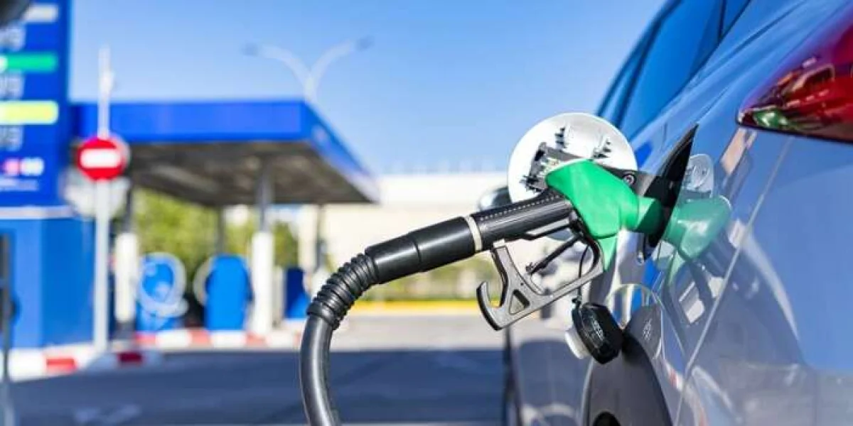 Benzine Yarından İtibaren İndirim