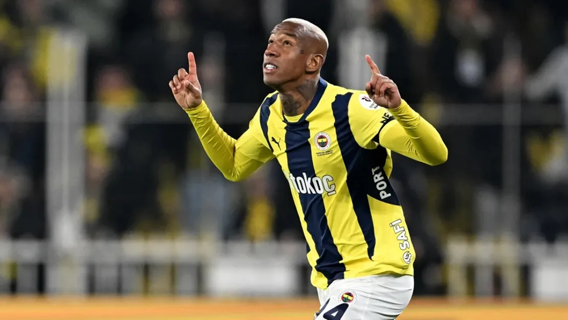 Talisca Fenerbahçe’de İlk Golünü Attı